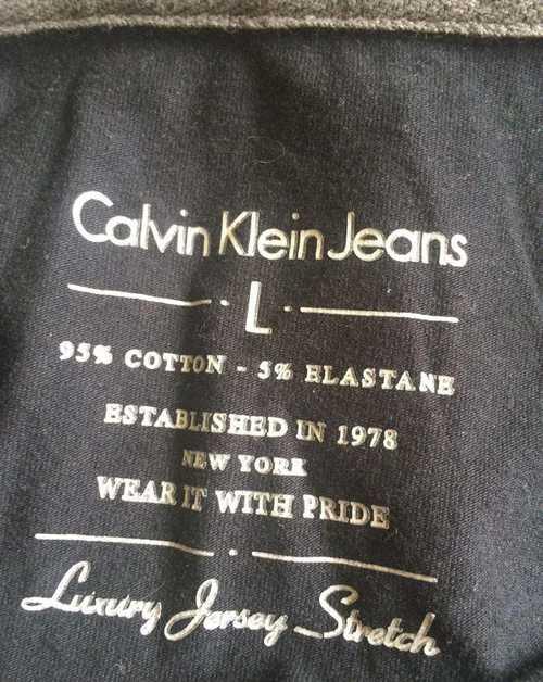 Фирменный Calvin Klein лонгслив