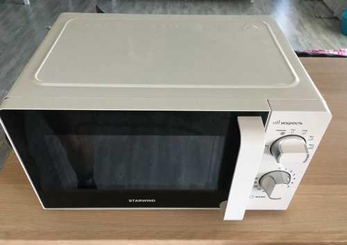 Микроволновая печь Starwind SMW2220