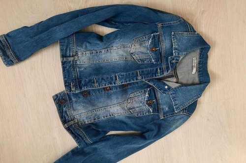 Джинсовая куртка stradivarius