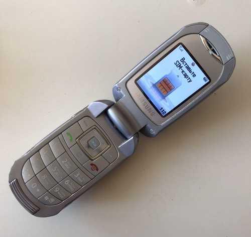 Телефон Samsung SGH-E570