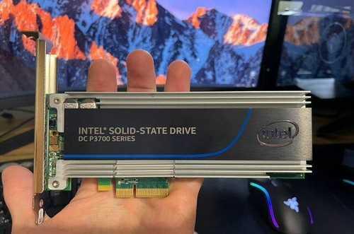 SSD Intel p3700 2Tb PCI-E x4 nvme Серверный