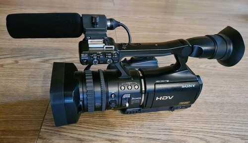 Профессиональная видеокамера Sony HVR V-1E