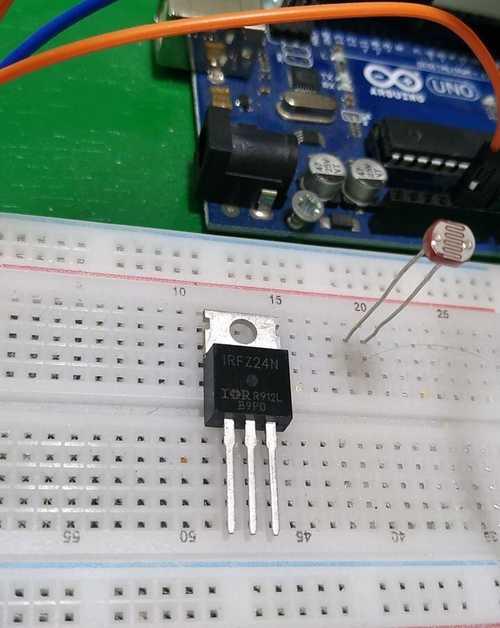 Транзистор irfz24N mosfet