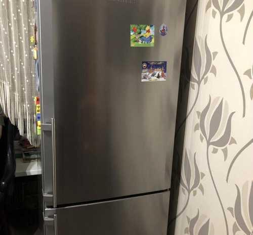 Холодильник Liebher NC 3033