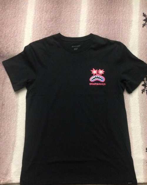 Футболка Quiksilver новая без этикетки (M)