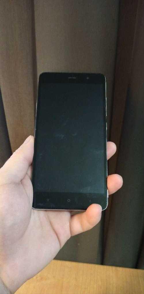 Телефон Xiaomi Redmi Note 3 Pro