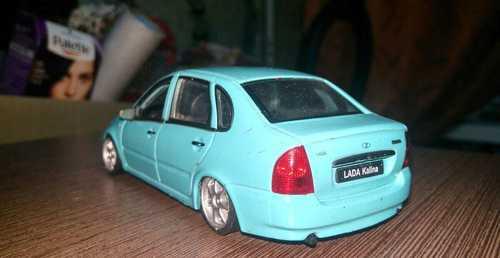 LADA Kalina 1:36 Stance