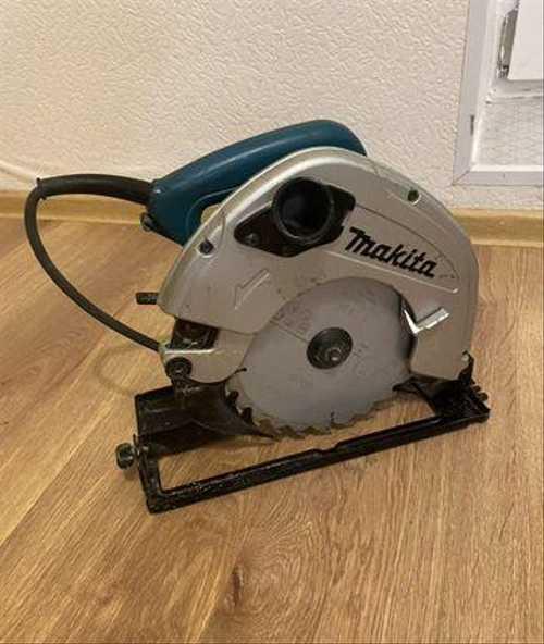 Makita 5704r в стол