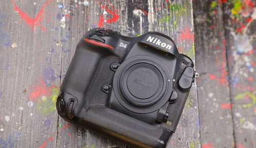Nikon D4 Body