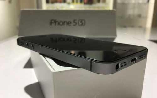 iPhone 5s 64 GB Space Gray