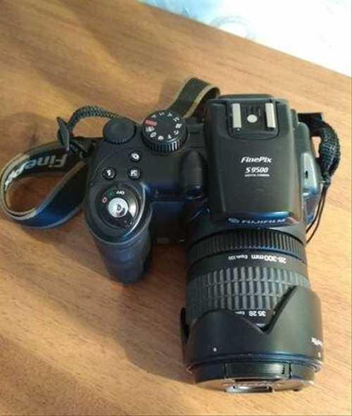 Цифровой фотоаппарат Fujifilm FinePix S 9500