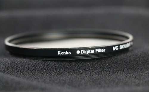 Kenko digital filter MC Skylight 1A 77mm