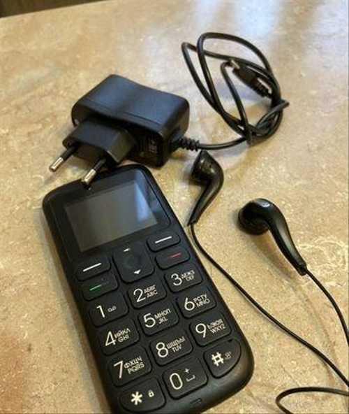 Телефон Fly Ezzy7+ (черный)
