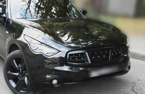 Решетка радиатора Infiniti FX35 FX37 FX50 Sport