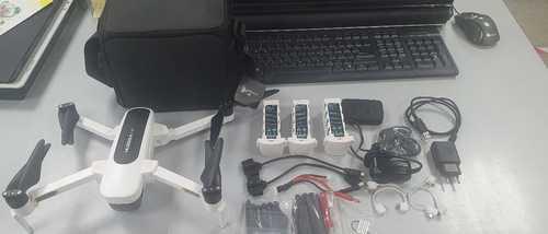 Кавадрокоптер Hubsan zino