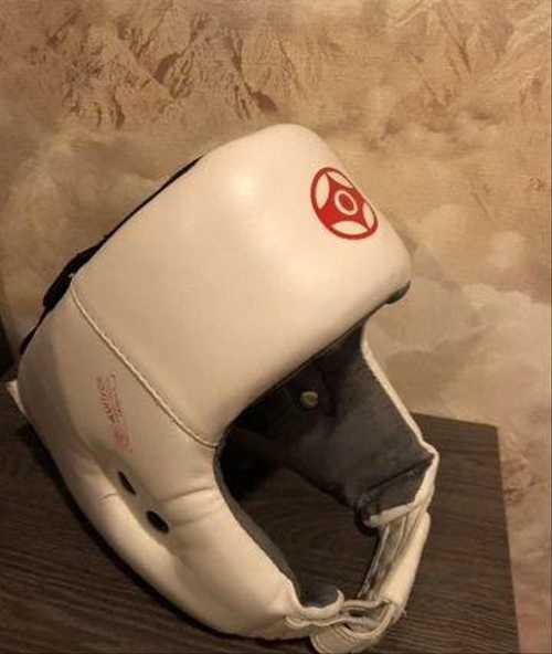 Экипировка для каратэ шлем перчатки защита