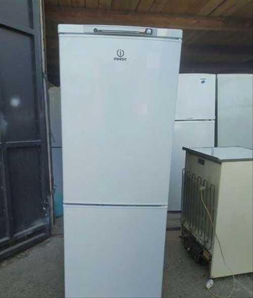 Холодильник Индезит/ уплотнитель новый