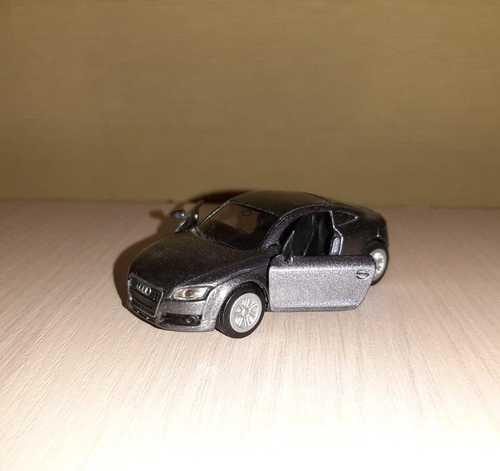 Модель Audi TT quattro 3.2