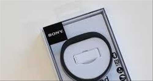 Умный браслет Sony SWR-10