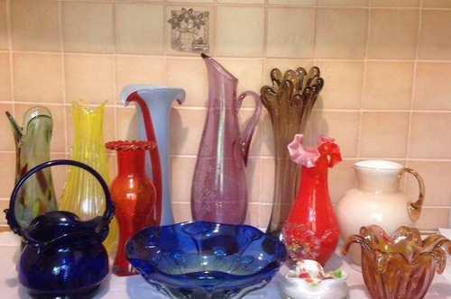 Чешское стекло:вазы,кувшин,конфетница