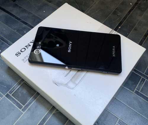 Мобильный телефон sony Xperia Z3 Compact
