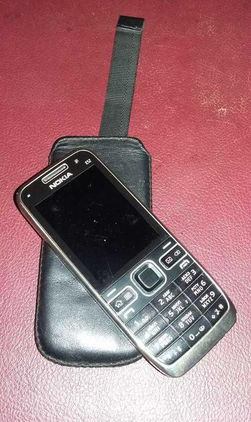 Телефон nokia E52