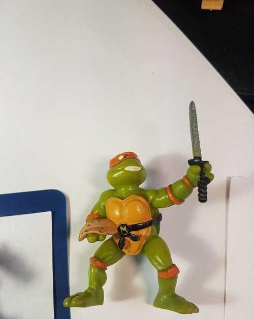 Черепашка-ниндзя Микеланджело с мечом фигурка