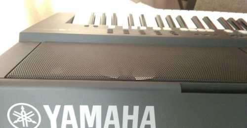 Синтезатор "Yamaha PSR-S650"