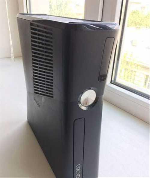 Xbox 360 slim trinity