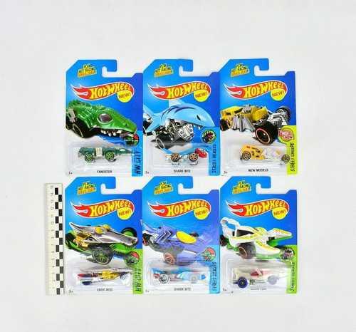 Машина серии Hot Wheels Street Beasts (7см)(1:64)