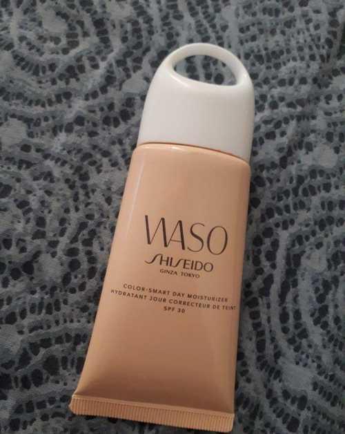 Тональный смарт-крем увлажняющий shiseido waso spf