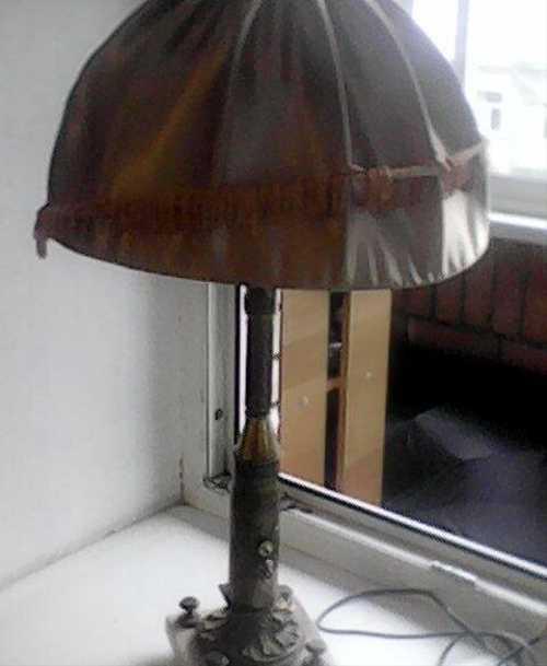 Большая старинная лампа латунь с абажуром