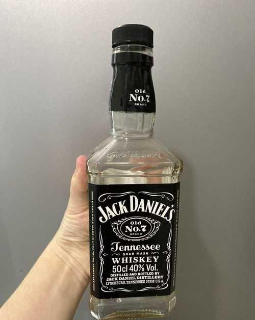 Бутылка Jack Daniels