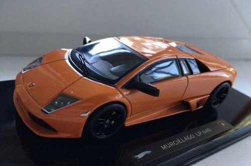 1:43 HotWheels Elite - Lamborghini Murcielago LP64