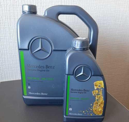 Мерседес w204 какое масло. Масло Mercedes 236.71. Mercedes Benz Genuine engine Oil. 236.15 Масло Мерседес. Масла Mercedes 75 85.