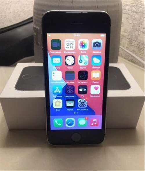 iPhone se 128gb (1st gen)