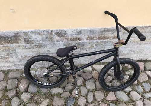 Поддержанный BMX велосипед