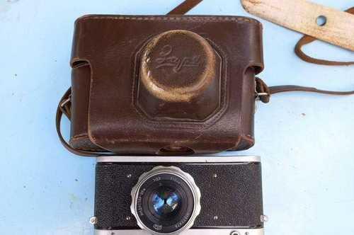 Пленочный фотоаппарат заря