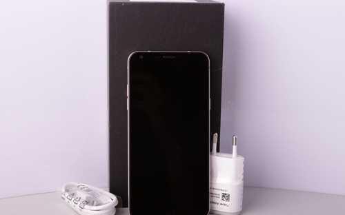Телефон LG M700 Q6a Black Gold