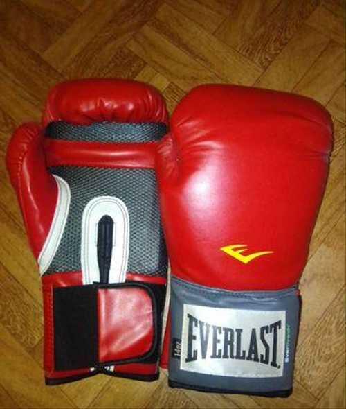 Боксерские перчатки Everlast 14 oz + Бинты