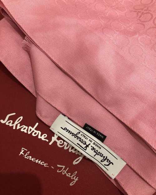 Палантин шаль Salvatore Ferragamo оригинал новая