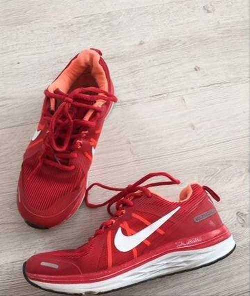 Кроссовки Nike 37
