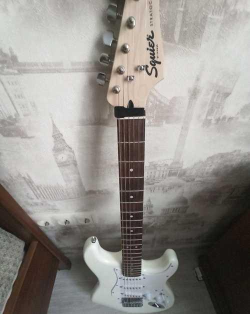 Fender Squier Bullet Strat HT AWT