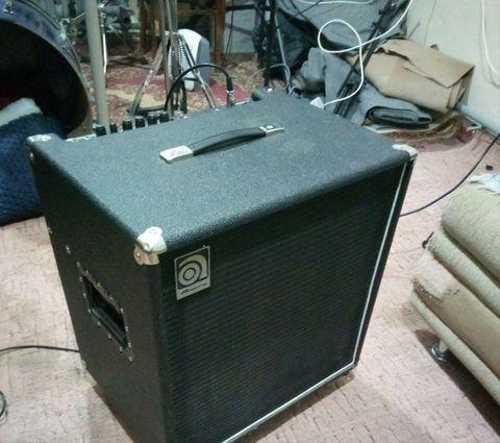 Басовый комбоусилитель Ampeg BA115HP