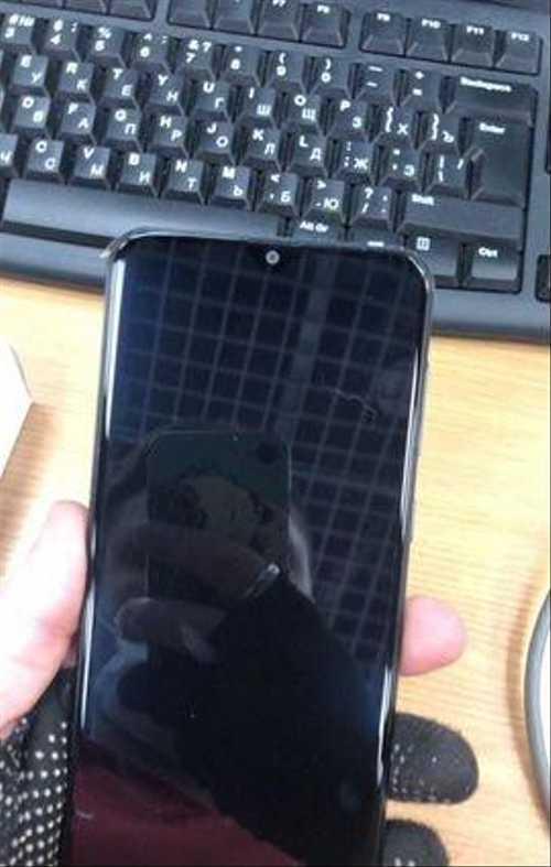 Телефон Samsung A205F/DS Galaxy A20 32Gb Black