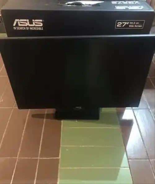 Монитор Asus 27 дюймов, 144Hz, разбит