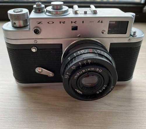 Плёночный фотоаппарат Zorki-4