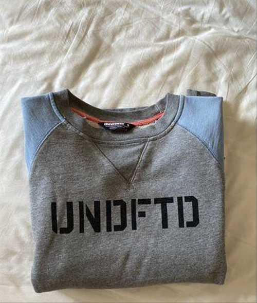 Свитшот Undefeated