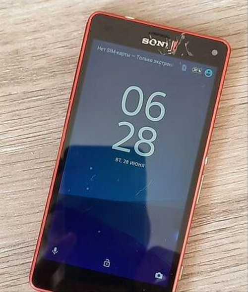 Телефон Sony Xperia Z3 Compact