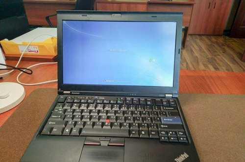 Ноутбук Lenovo Thinkpad X220i с док-станцией